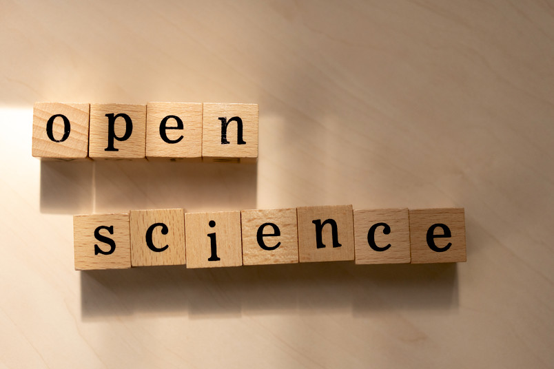 Open Science: Free Access to Science and Teaching